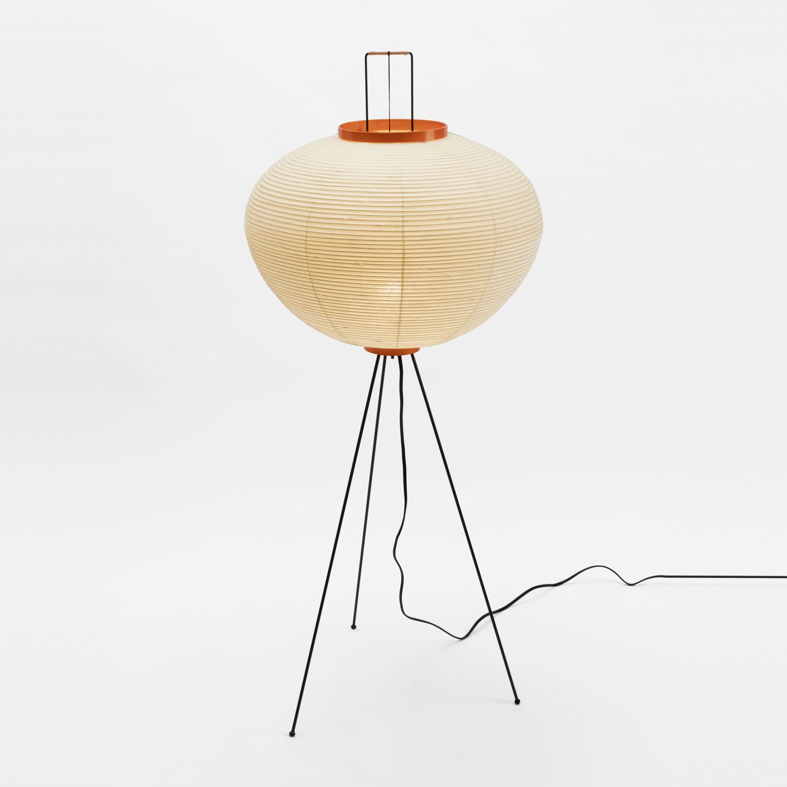 Akari UF4-L8 – The Noguchi Museum